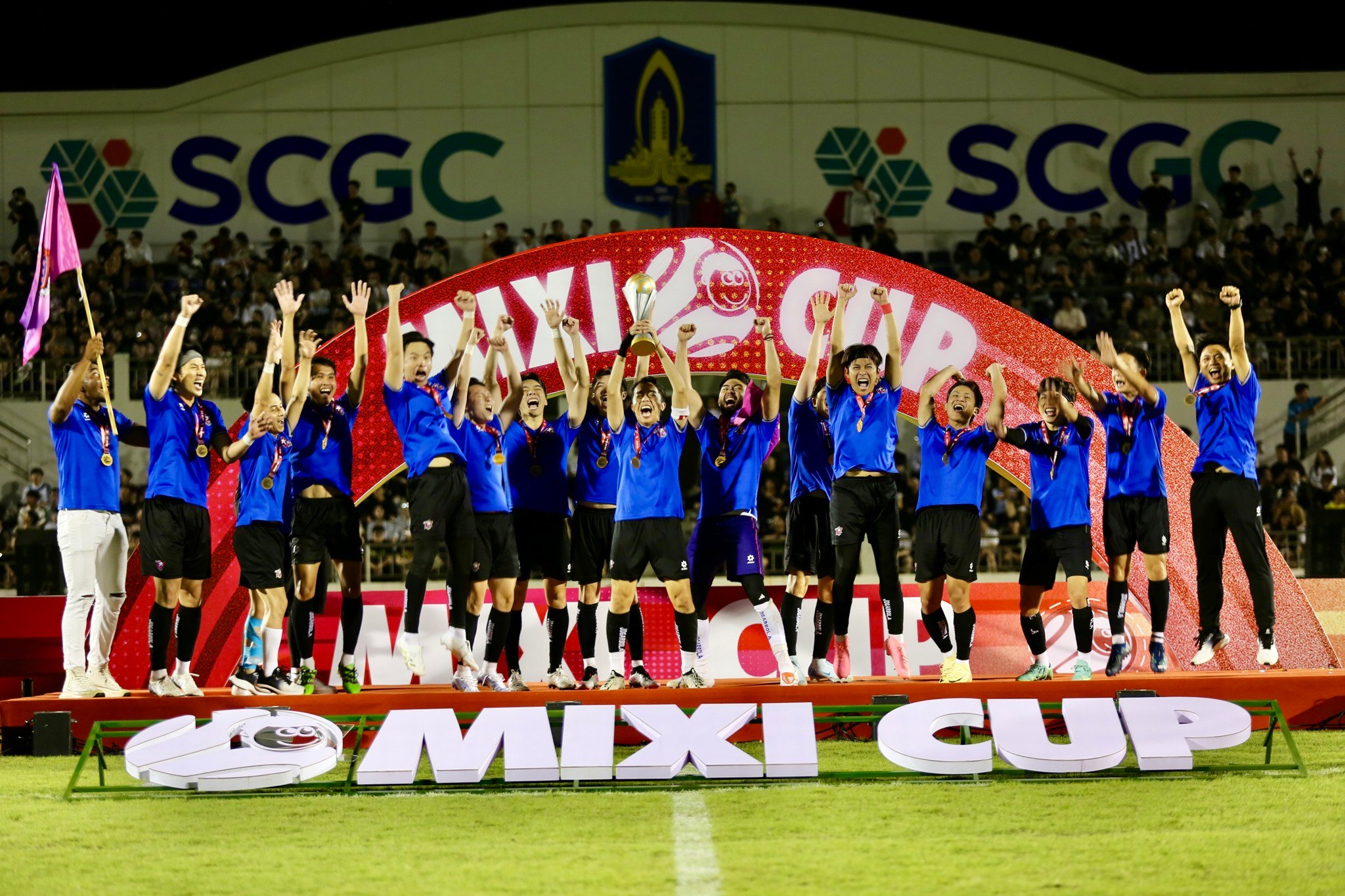 TOÀN THẮNG CẢ GIẢI, ALLSTARS FC LÊN NGÔI VÔ ĐỊCH MIXI CUP 2024 – Động Lực Sport