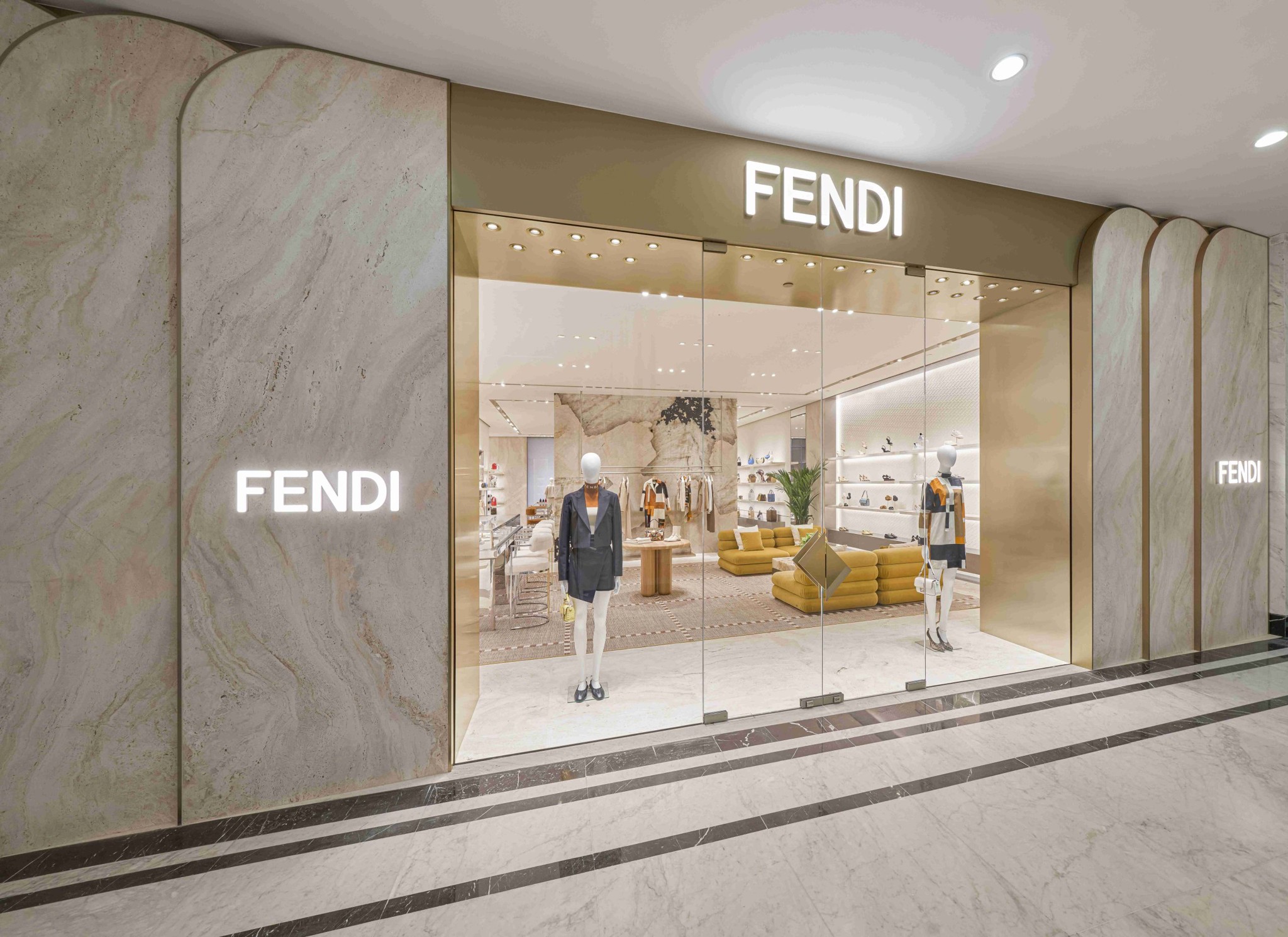 Fendi ra mắt Việt Nam với bộ sưu tập Thu Đông 2024-2025 đầy ấn tượng – LUXITY