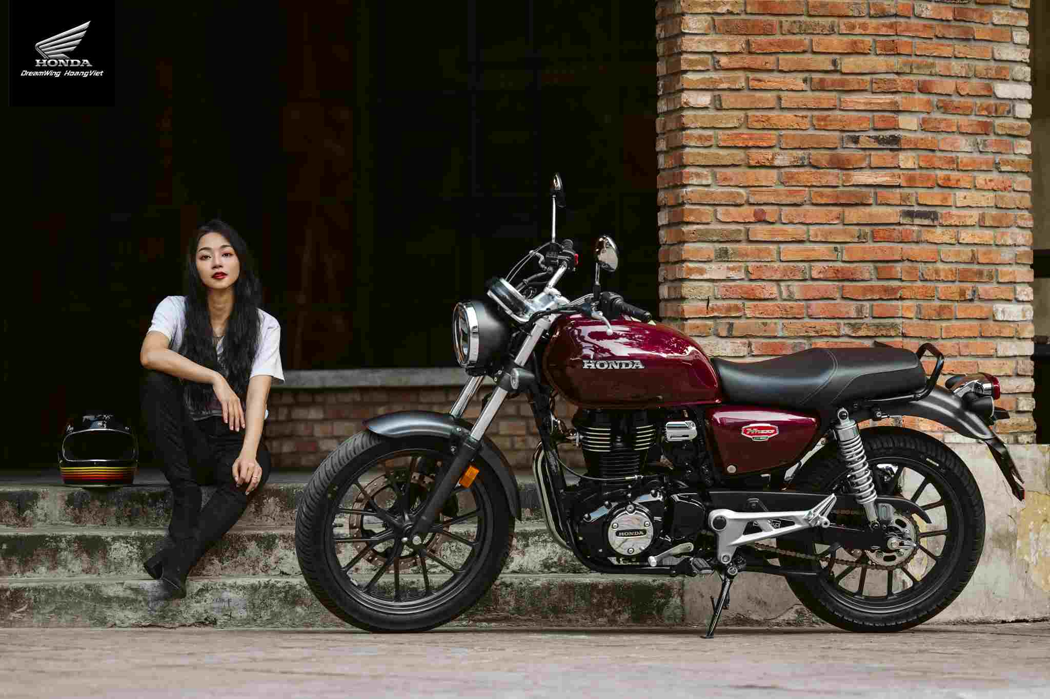 Đánh Giá Chi Tiết và Những Ưu Điểm Nổi Bật Honda CB350 H'ness - hoangvietmotors