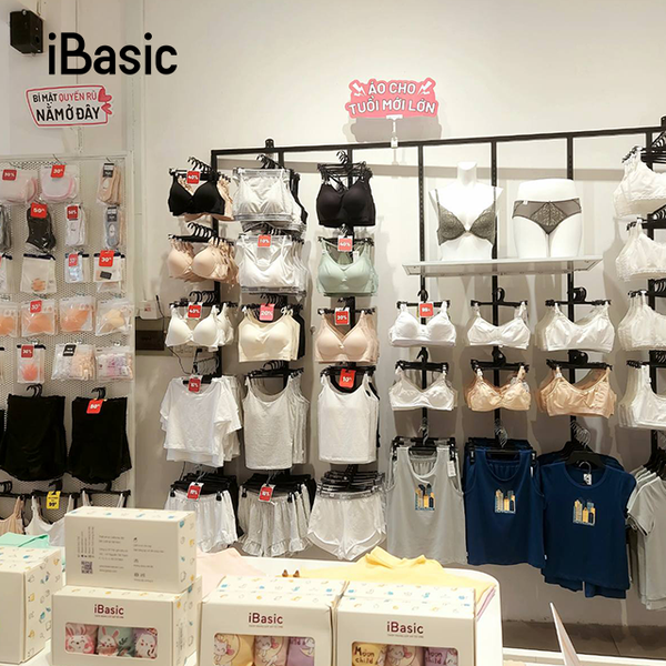 Hệ Thống Cửa Hàng iBasic: Không Gian Mua Sắm Thoải Mái