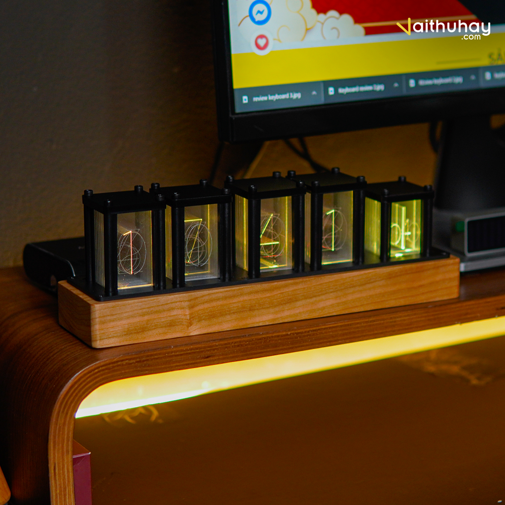 Đồng hồ để bàn RGB LED Clock Rainbow Time – Vài Thứ Hay