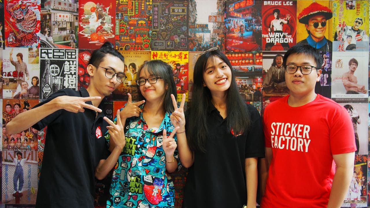 ĐẾN MỘT LẦN VÀ MÊ MẨN VỚI NGÔI NHÀ ĐẦY STICKER GIỮA LÒNG SÀI GÒN ...