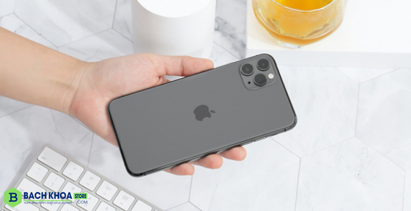 iPhone 11 Pro Max Like New giá cực tốt có đáng mua sau 3 năm ra mắt ...