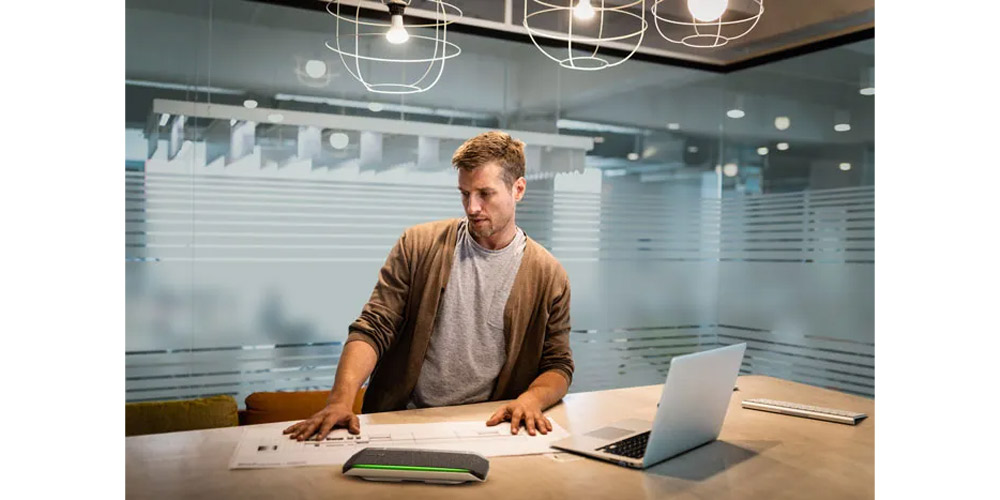 Loa họp trực tuyến Poly SYNC 40 | SY40-M WW | Bluetooth + USB A/C – APSHOP.VN