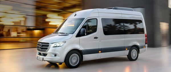 Ắc quy xe Mercedes Sprinter (12V-100Ah) - Thay lắp miễn phí tận nơi