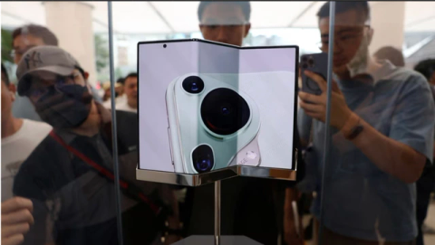 Người Trung Quốc 'phát cuồng' vì Huawei Mate XT