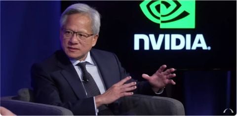 CEO Nvidia: 'Chỉ AI mới chống được AI'
