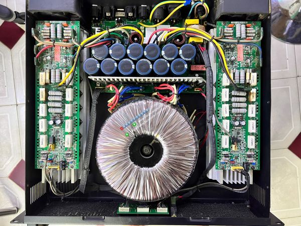 Đẩy Bãi LAX CE700 Chính Hãng