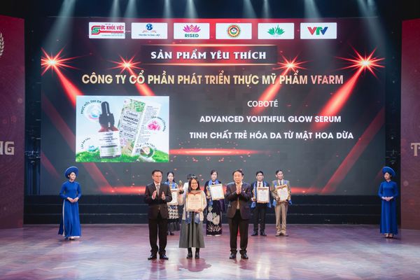 Coboté nhận Giải "Sản phẩm yêu thích" tại Tinh hoa thương hiệu Việt