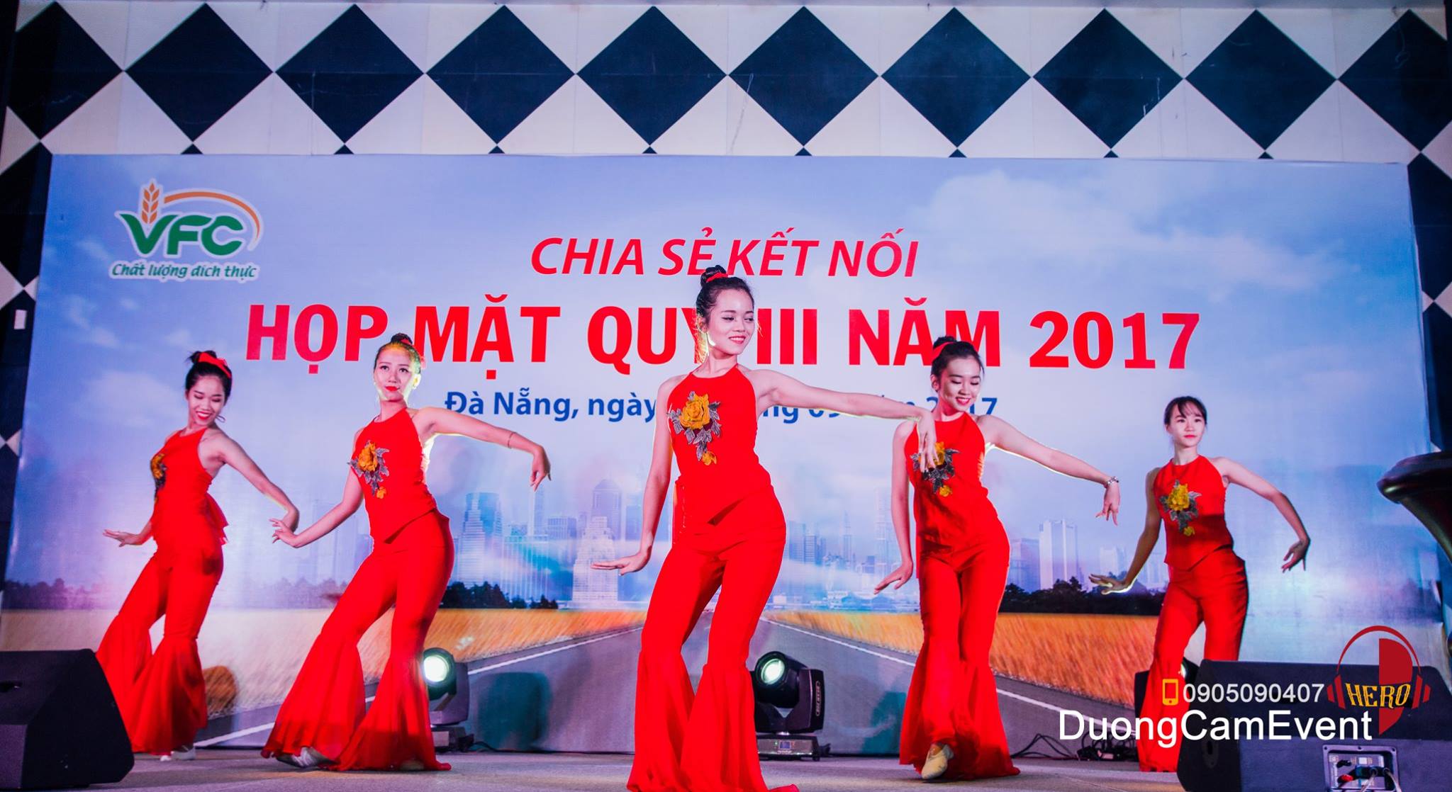 Vũ đoàn Đà Nẵng biểu diễn cho tập đoàn VFC– Vietnam Asia Event