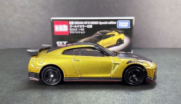 Xe Tomica Nissan GT-R NISMO Special Edition Gold Color Type – nShop ...