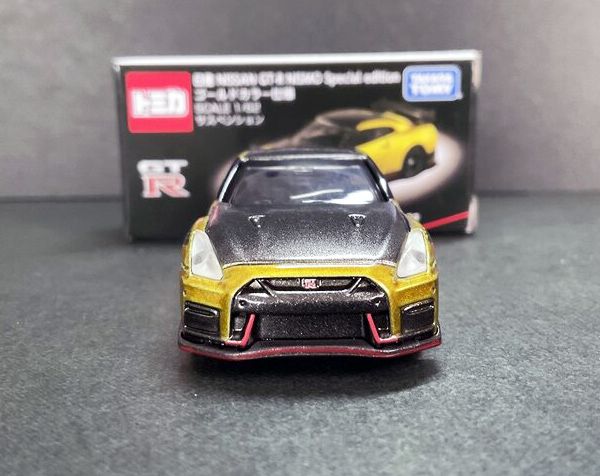Xe Tomica Nissan GT-R NISMO Special Edition Gold Color Type – nShop ...
