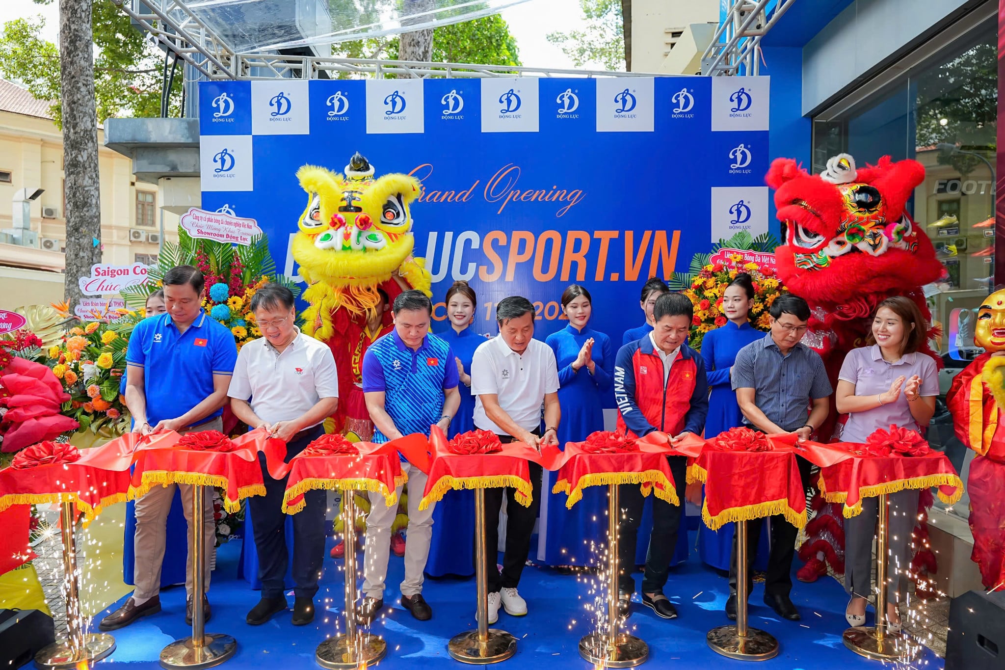 ĐỘNG LỰC SPORT KHAI TRƯƠNG SHOWROOM SỐ 1 HUYỀN TRÂN CÔNG CHÚA – Động ...