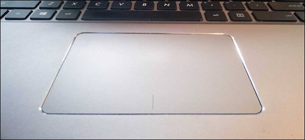 Touchpad, trackpad là gì? những tính năng hữu ích của touchpad.
