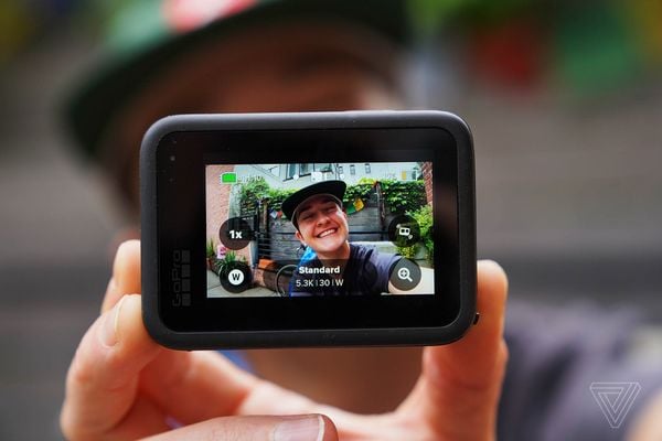 LP Camera Store - Thế giới máy ảnh Mirrorless chính hãng