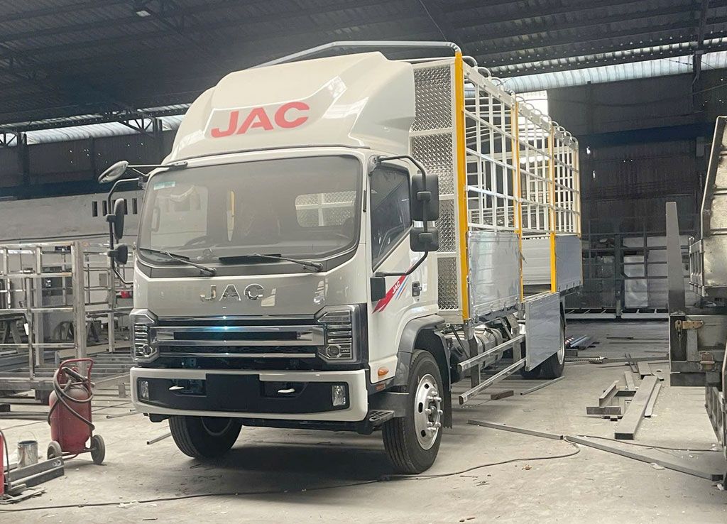 Giá Xe Tải JAC Việt Nam – OTO PM