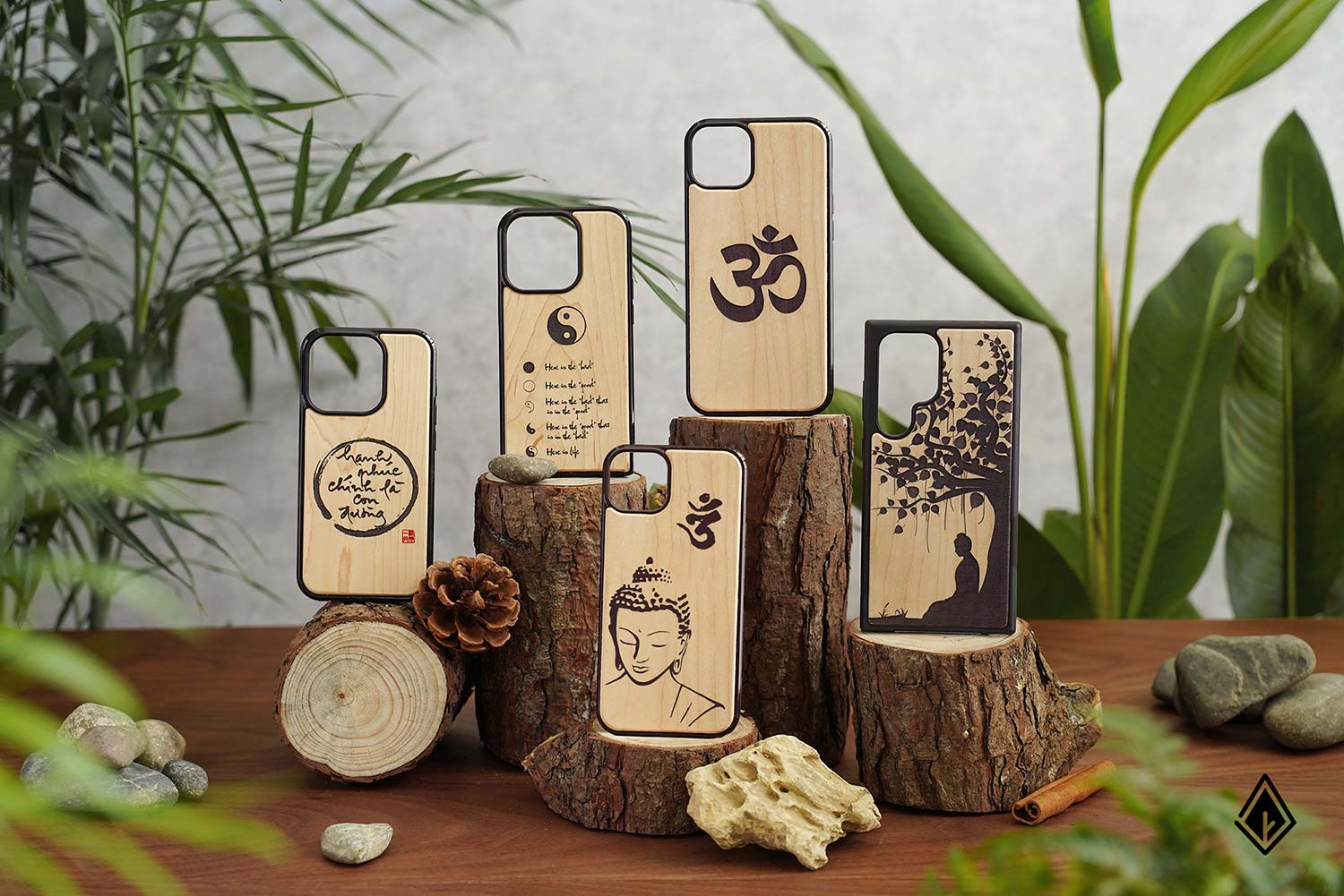 Ý nghĩa các biểu tượng Phật giáo trên ốp lưng gỗ Nau Factory – NAU FACTORY
