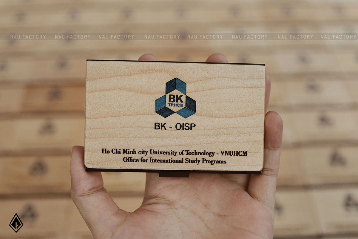 Hộp name card gỗ Maple | Khắc 2 mặt gỗ theo yêu cầu – NAU FACTORY