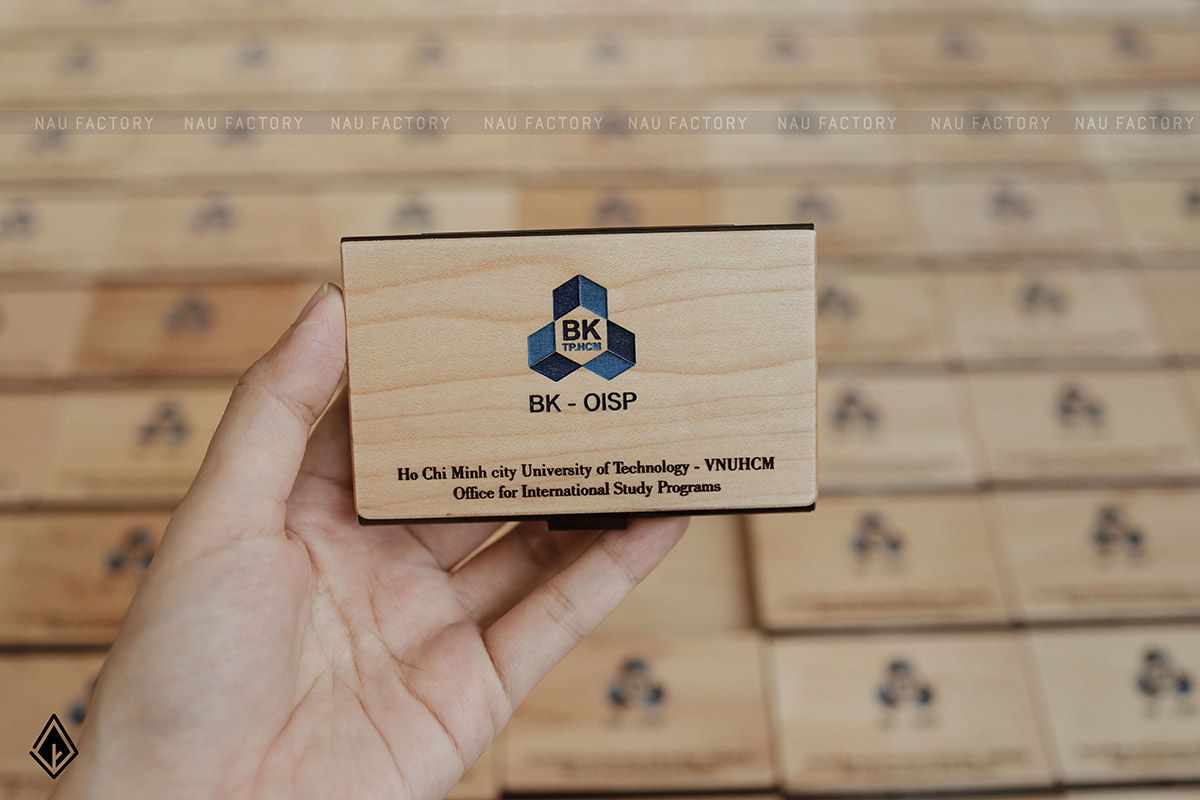 Hộp name card gỗ Maple | Khắc 2 mặt gỗ theo yêu cầu – NAU FACTORY