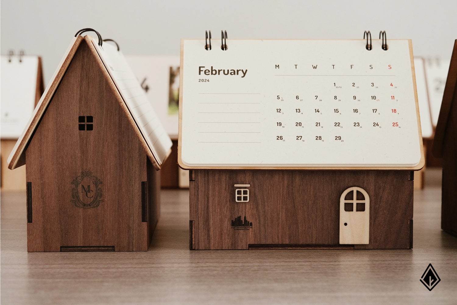 Lịch để bàn có ghi chú - Trợ thủ đắc lực cho dân văn phòng – NAU FACTORY