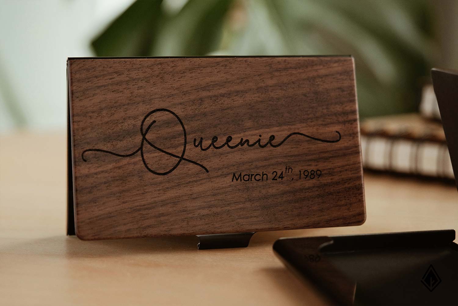 Hộp đựng name card khắc tên theo yêu cầu – NAU FACTORY