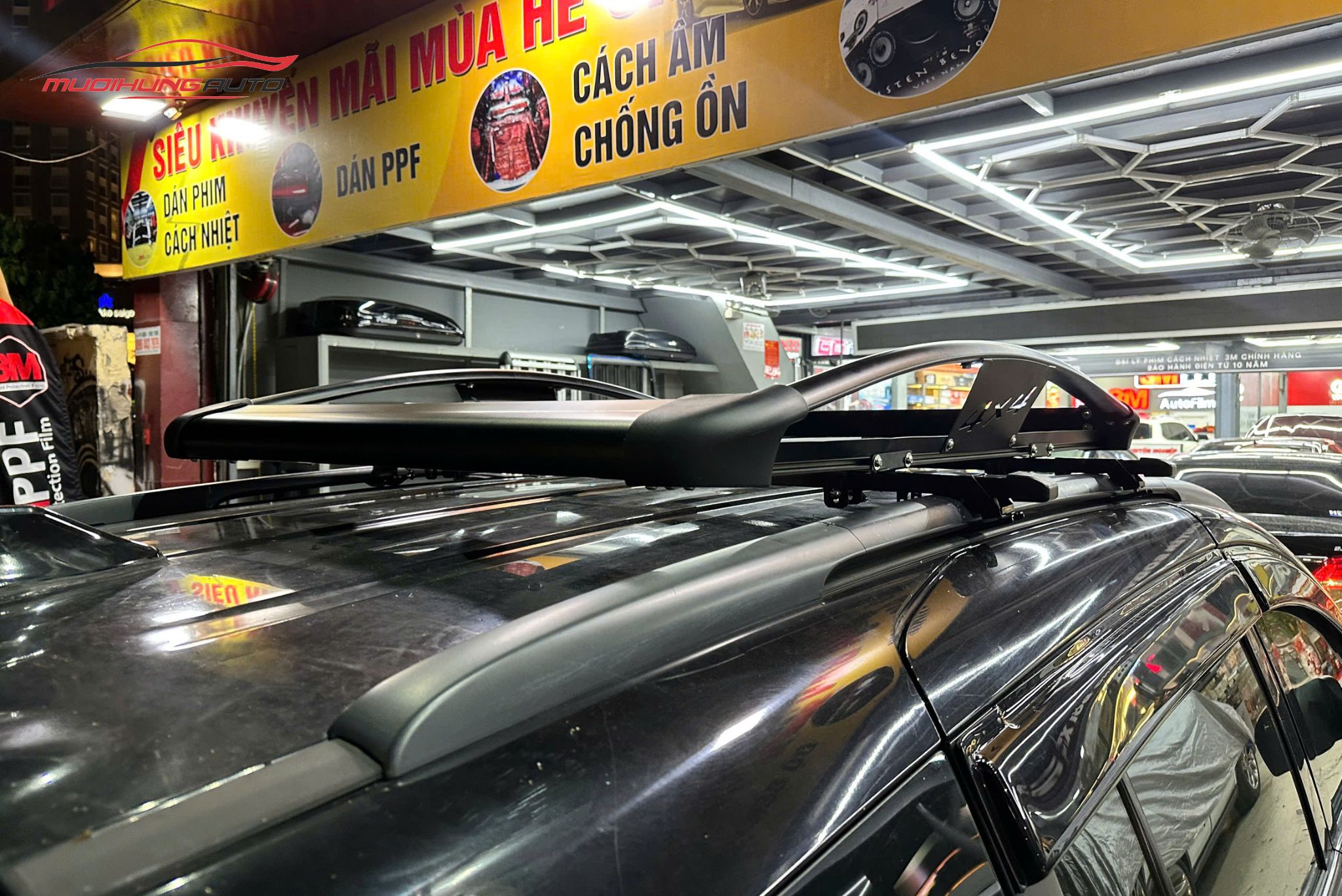 Lắp Baga Mui Yaki 129cm CP-439 Cho Xe Ford Imax 2009 - Mười Hùng Auto