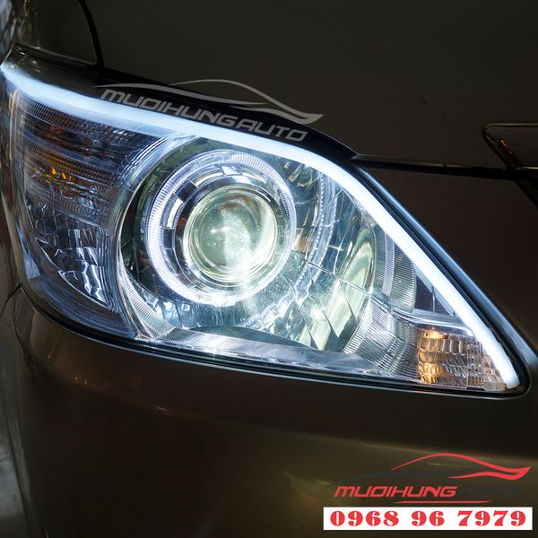 Độ Bi Xenon Và LED Mí Innova 2007 Tại TPHCM - Mười Hùng Auto