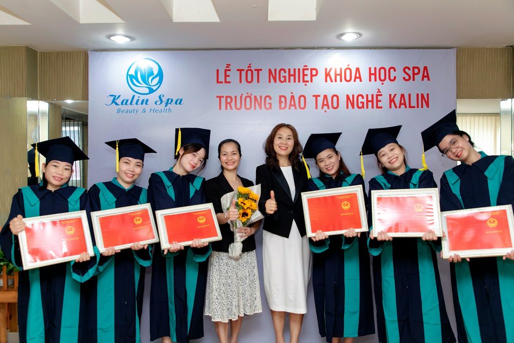 Tổng quan về khóa học massage body trị liệu – Đào Tạo Nghề Kalin Spa