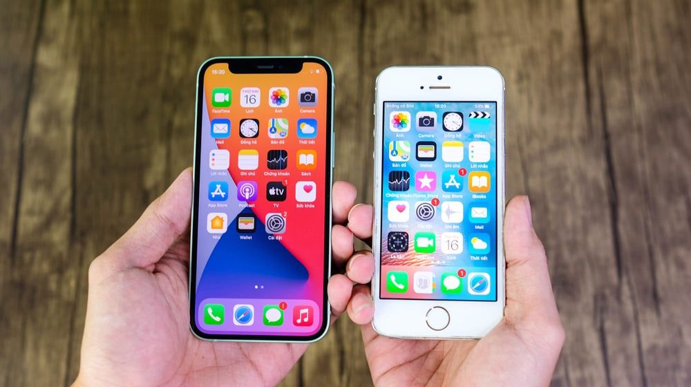 iPhone 12 mini với iPhone 5S đọ dáng – SangApple