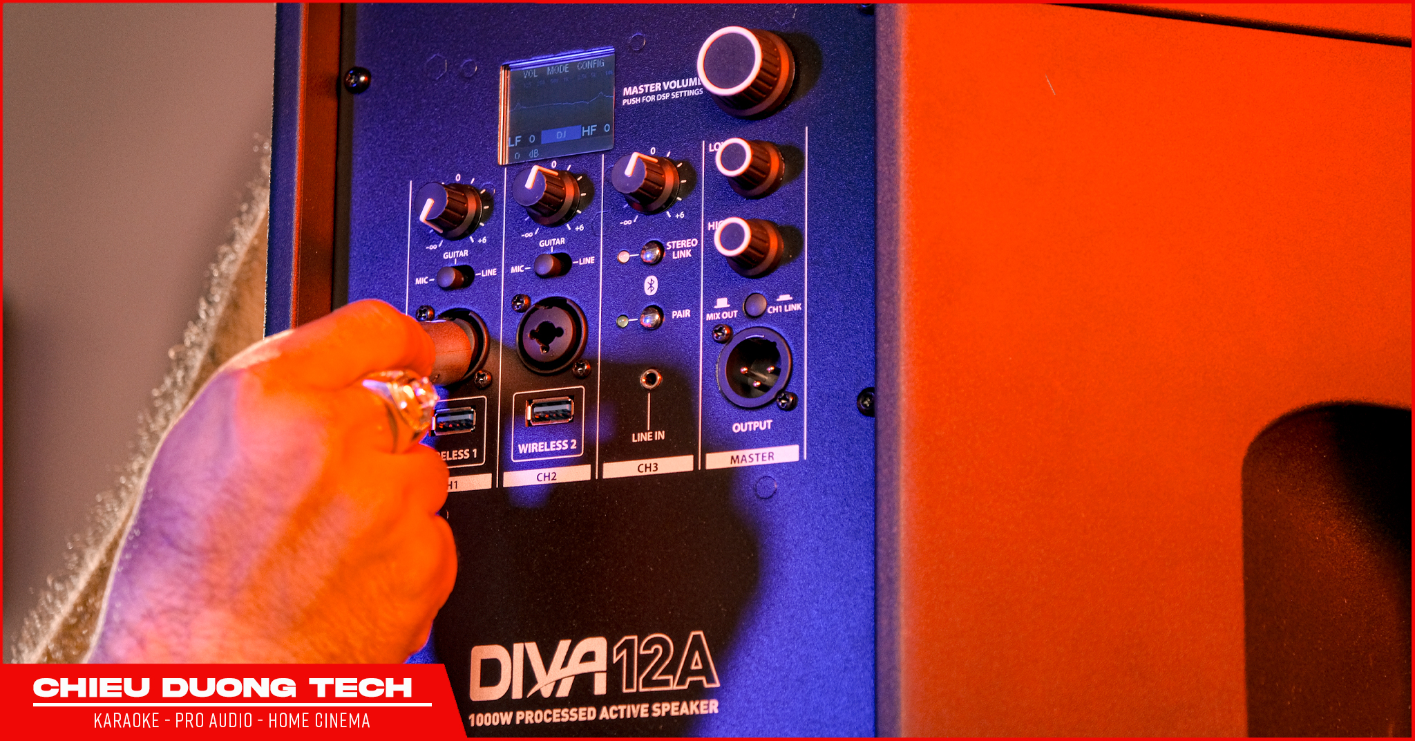 Đứng trước Proel Diva 12A và cảm xúc đầu tiên không chỉ là 'ổn', mà là ...