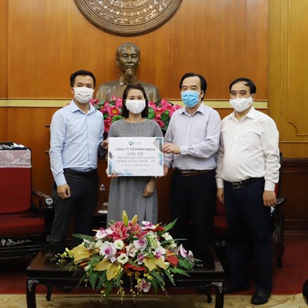 Công ty HASHA đồng hành cùng những người ở tuyến đầu chống đại dịch Co ...