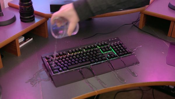 Đánh giá bàn phím cơ Corsair K68 RGB - Cherry MX Red