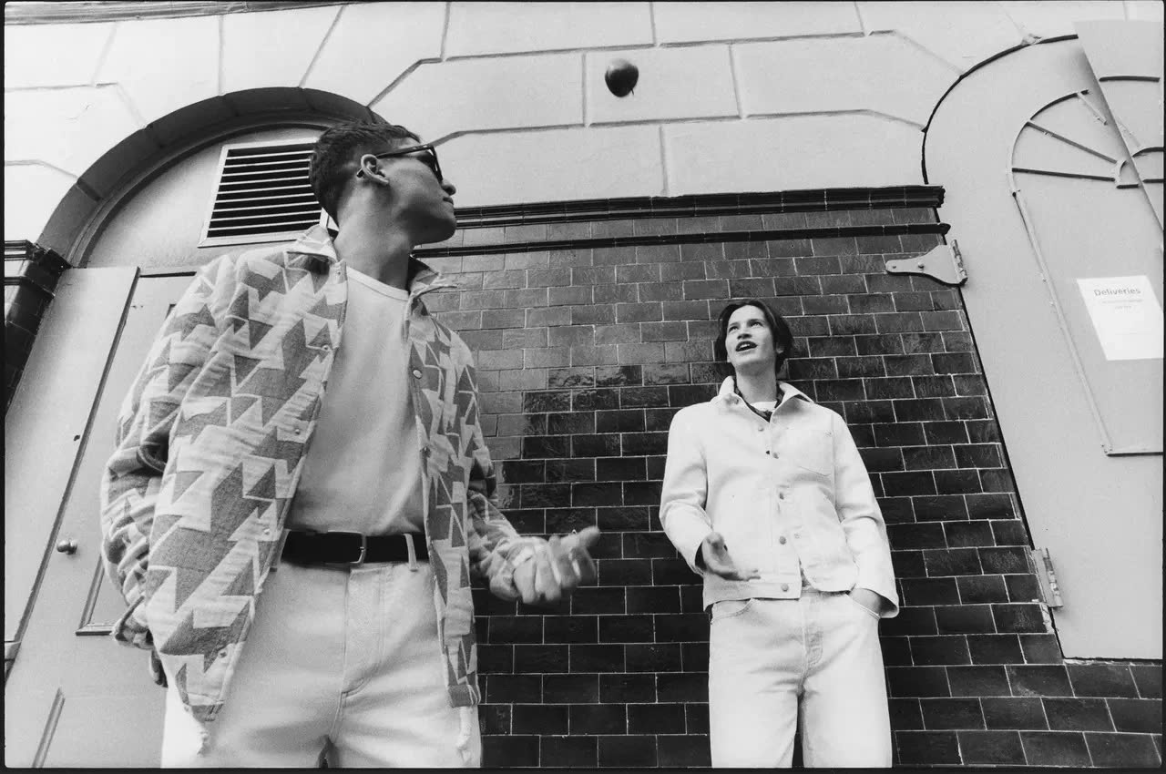 10 Mẹo Vặt Thời Trang Hữu Ích Không Thể Bỏ Qua – TEZO Thời trang thương hiệu Việt.