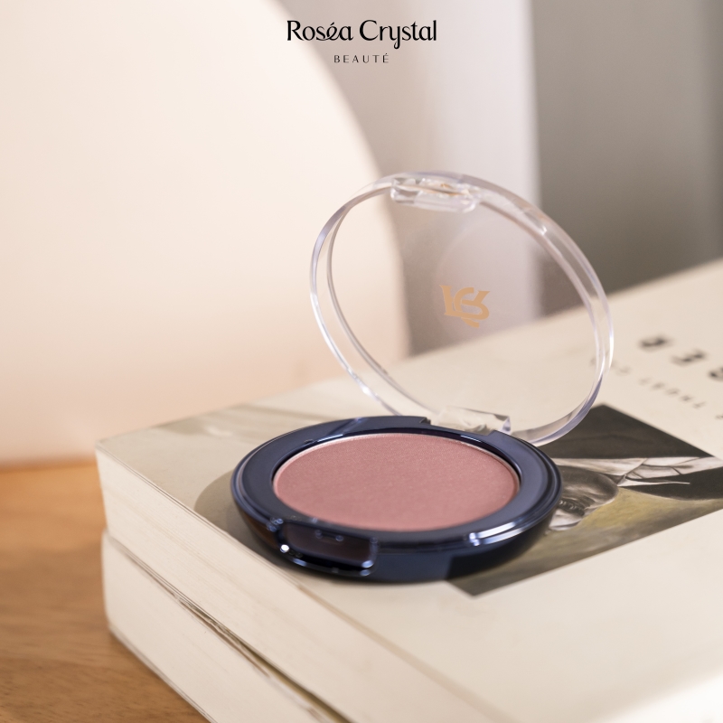 Các kiểu make up nhẹ nhàng chỉ với bảng phấn má hồng – Rosea Crystal