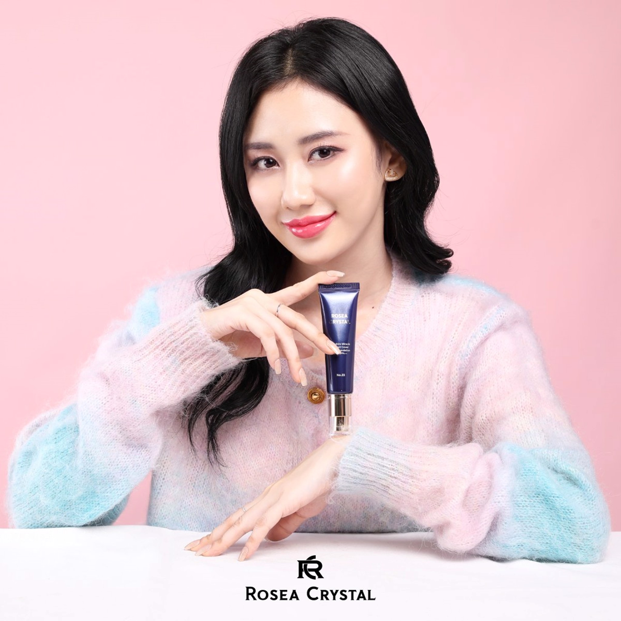 Kem nền Hàn Quốc tốt nhất cho da dầu – Rosea Crystal
