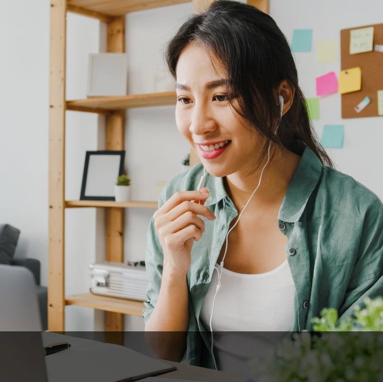 10 BÍ QUYẾT GIÚP BẠN TRÔNG HOÀN HẢO TRÊN VIDEO CALL – Công ty SK Quốc Tế