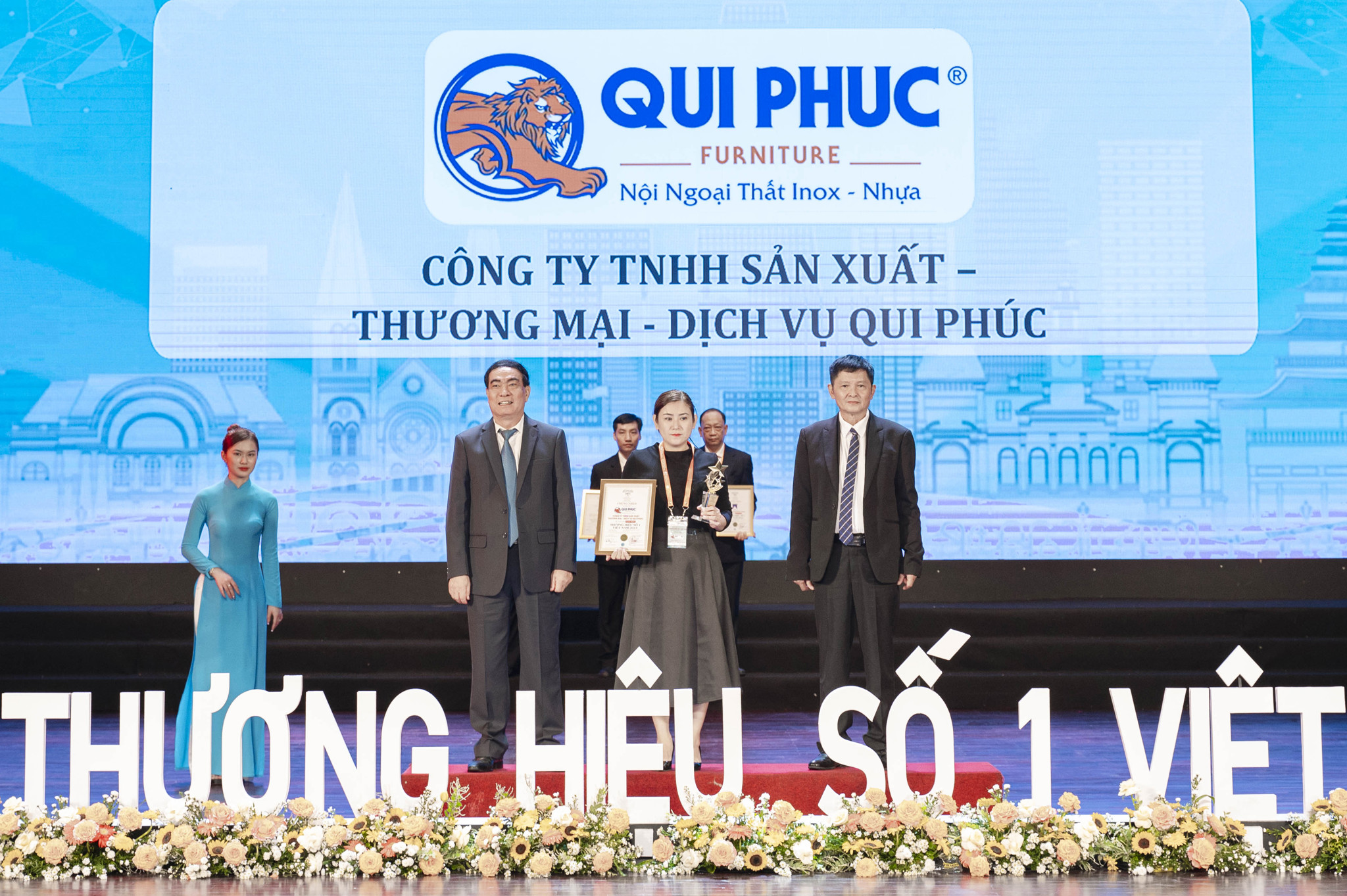 Qui Phúc tự hào đạt Thương hiệu số 1 Việt Nam 2023 – Nội Ngoại Thất ...