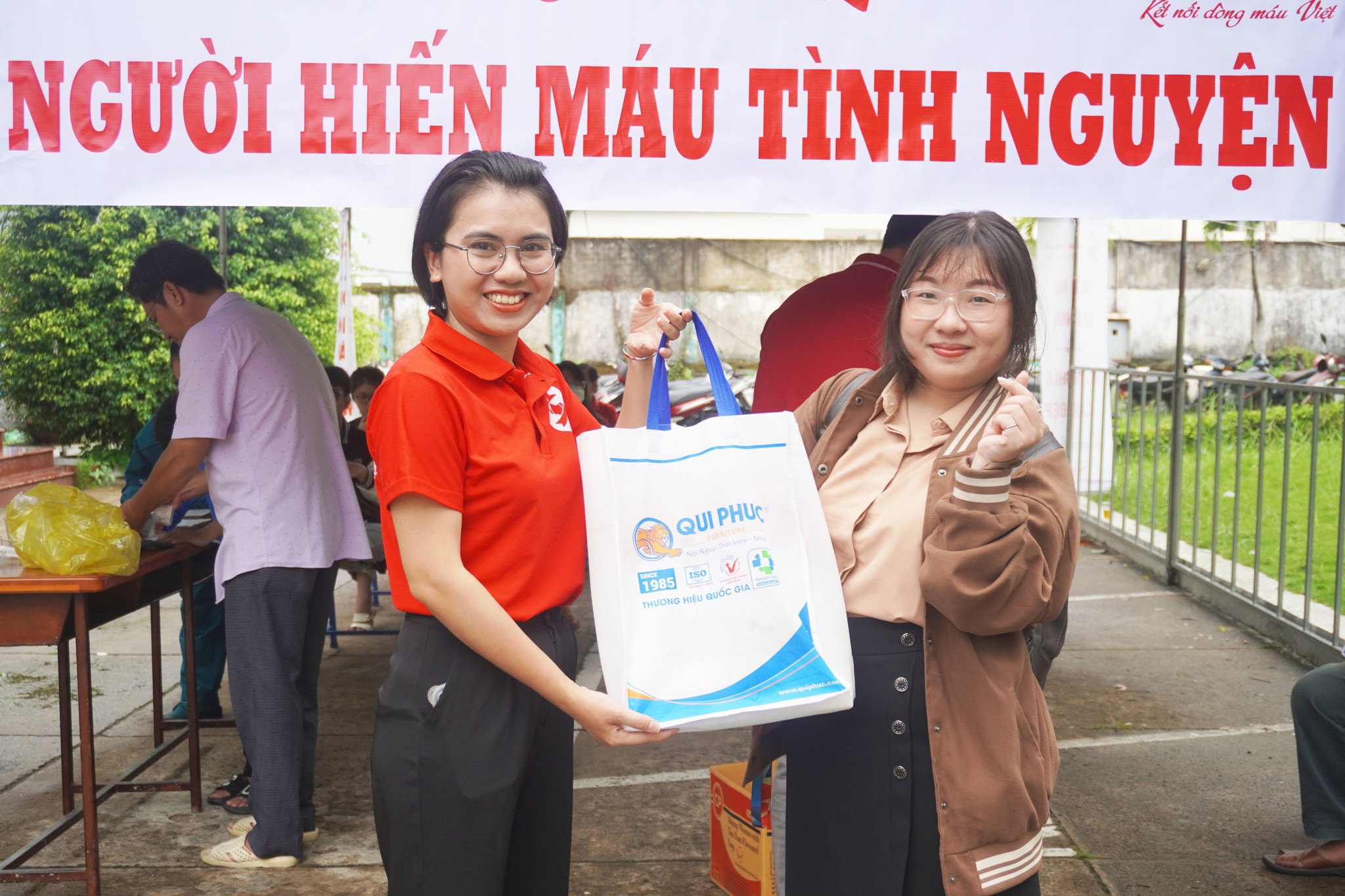 Qui Phúc 7 năm liền đồng hành cùng Hành trình Đỏ – Nội Ngoại Thất Inox ...