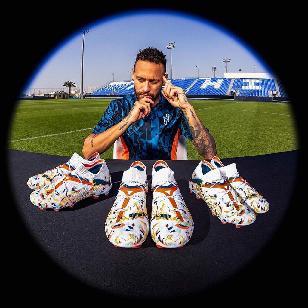 PUMA x NEYMAR JR cho ra mắt phiên bản Future 7 'Creativity' đầy màu sắ ...