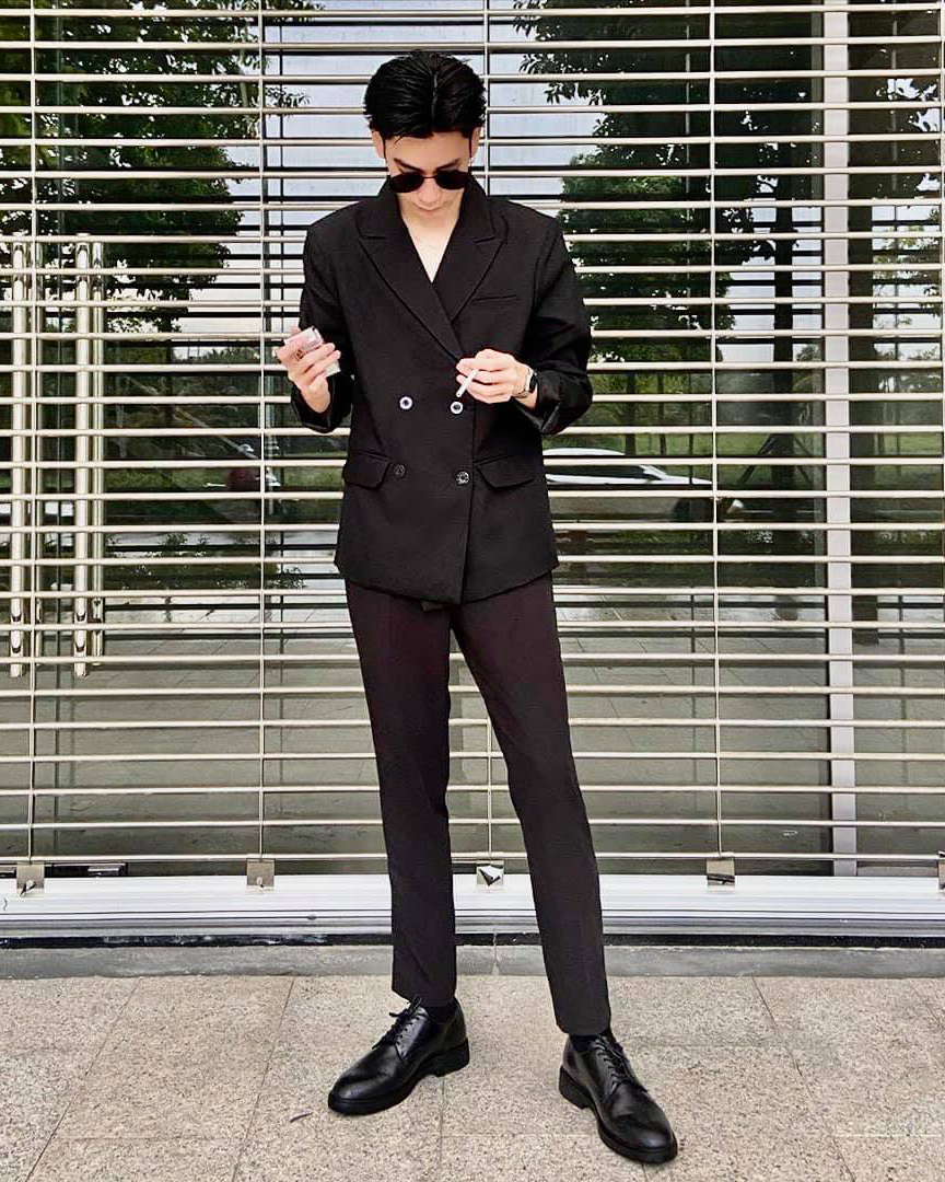 78 Modern Derby Black – THEWOLF
