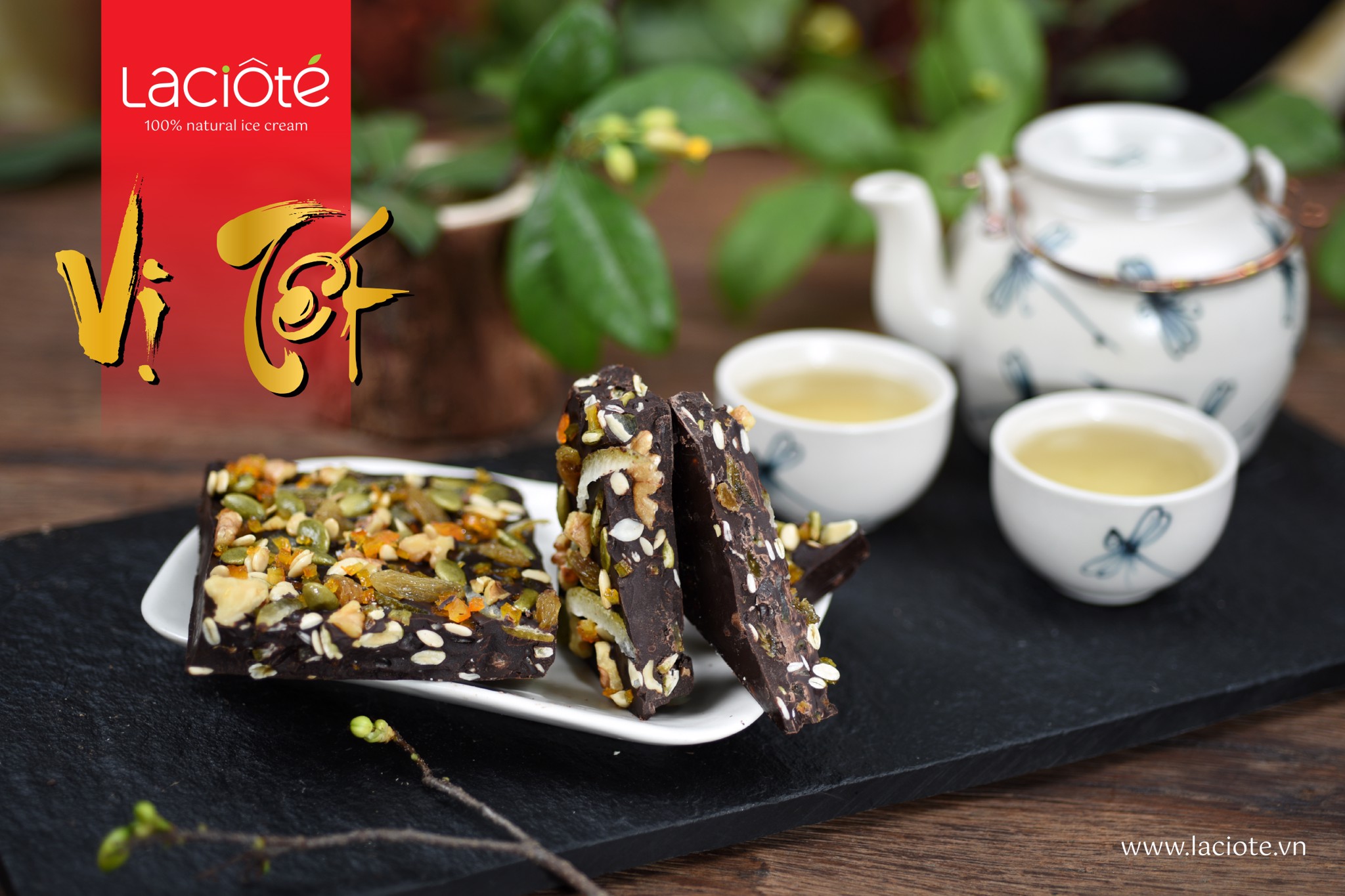 A FREE PURE CHOCOLATE WITH TET FLAVOR. – Laciôté Vietnam