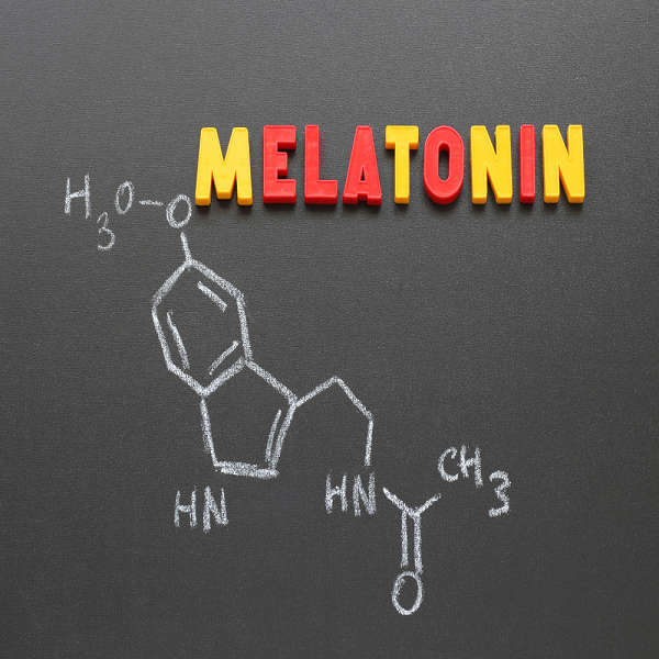 Melatonin Và Cách Sử Dụng Melatonin – Greenoly.VN