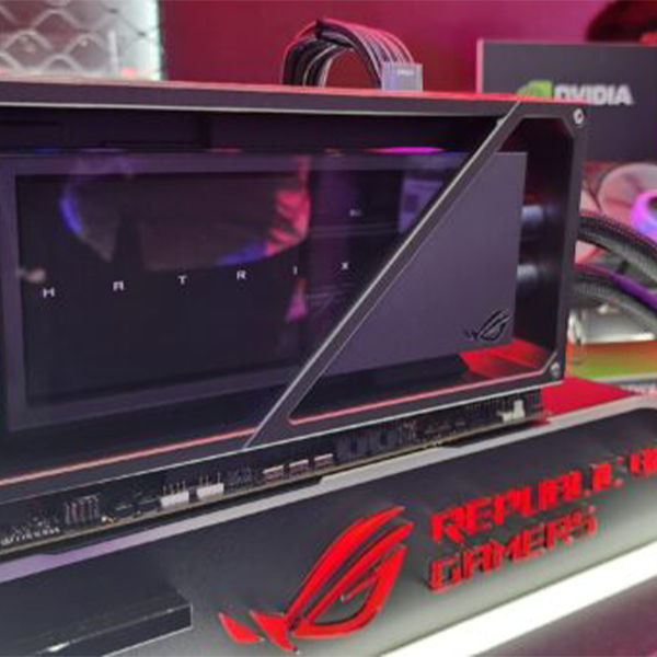 Cận cảnh ASUS ROG RTX 4090 Matrix– TPLAB