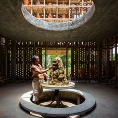 Đất Nung Lê Đức Hạ