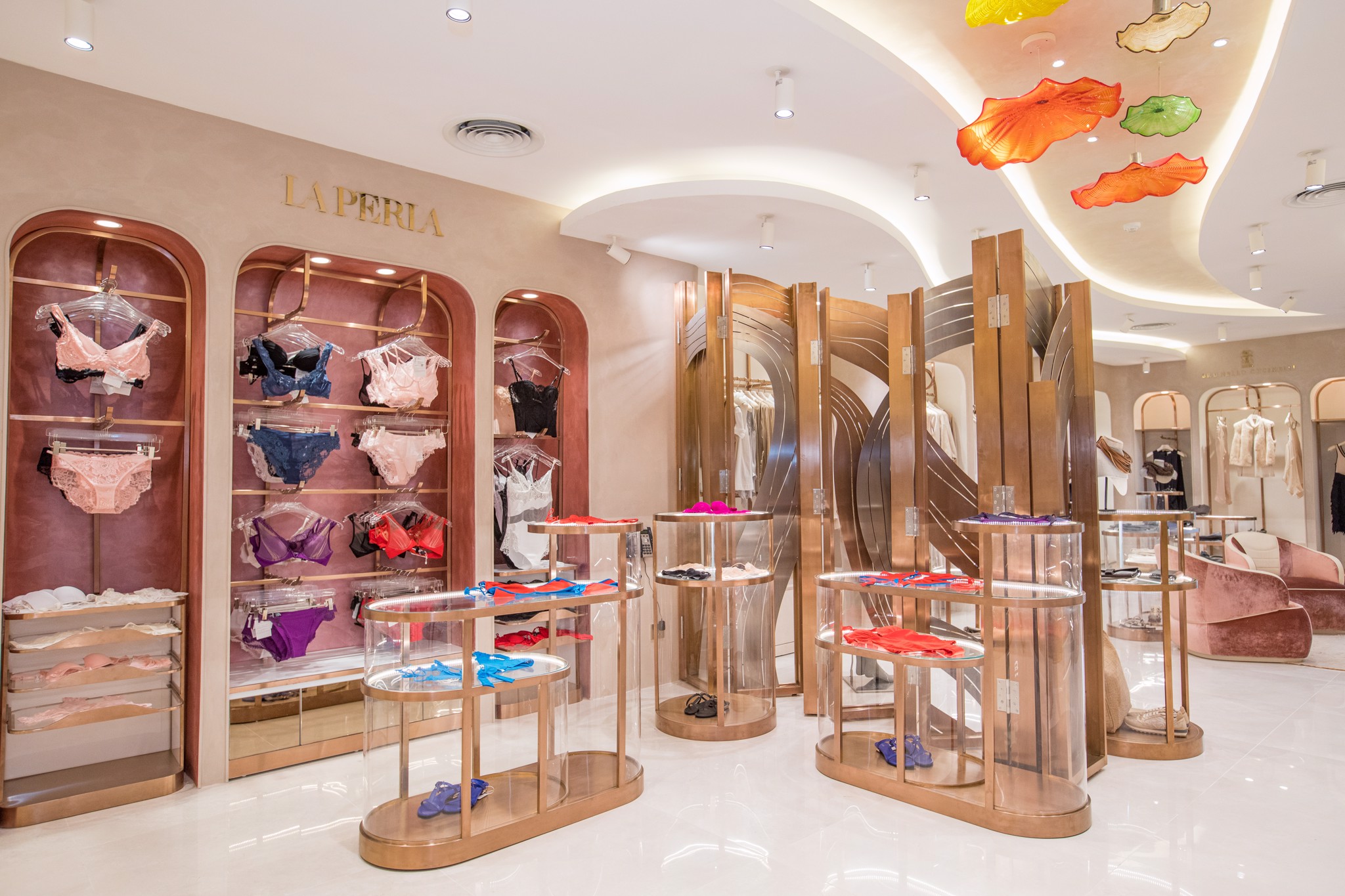 Giới thiệu về Rita Võ Fashion