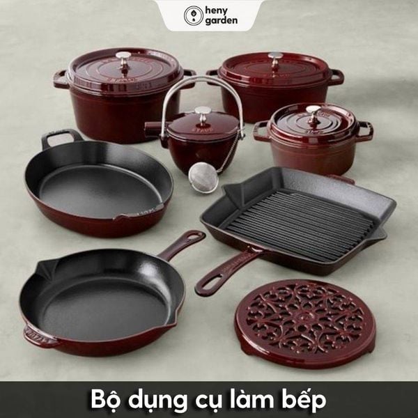 Gợi Ý 15+ Món Quà Noel Cho Bố Mẹ Ý Nghĩa Và Đong Đầy Yêu Thương