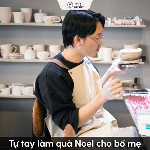 Gợi Ý 15+ Món Quà Noel Cho Bố Mẹ Ý Nghĩa Và Đong Đầy Yêu Thương