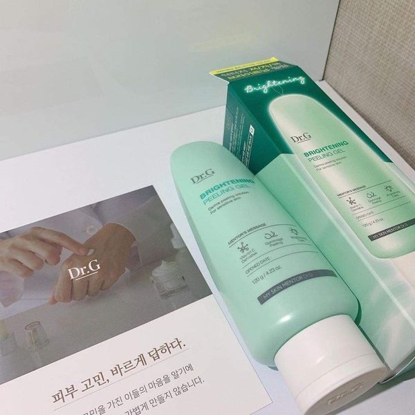 Gel Tẩy Da Chết Làm Sáng Da Dr.G Brightening Peeling Gel – Lam Thảo Cosmetics