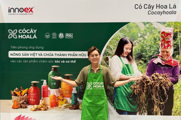 Gian Hàng Của Quán Quân Starup Wheel Cỏ Cây Hoa Lá Tại InnoEx 2024