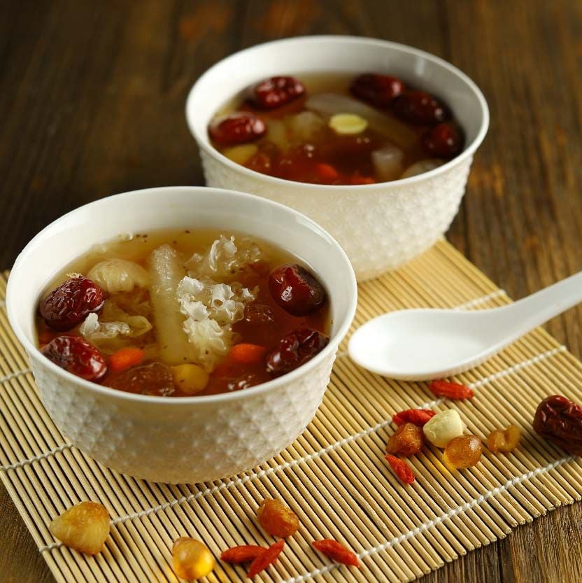 Những lưu ý khi sử dụng chè dưỡng nhan – GREENBIRD